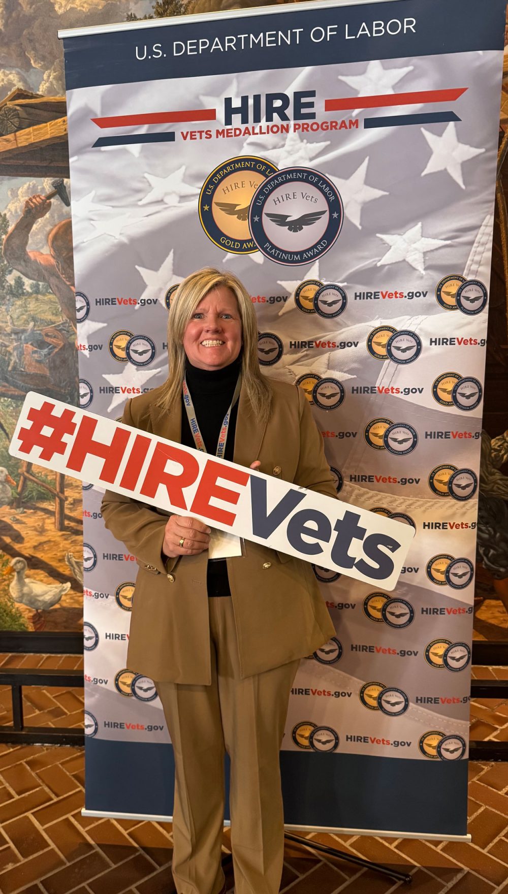 Stanadyne Jacksonville Receives 2025 HIRE Vets Platinum Medallion Award ...